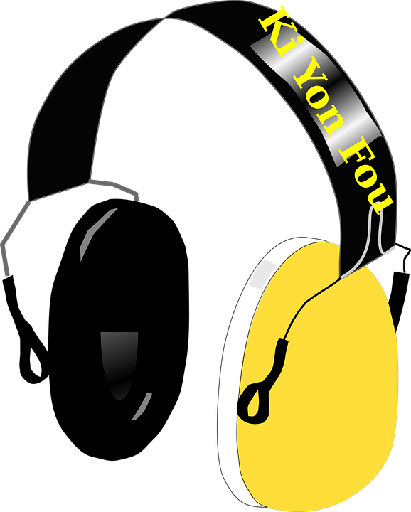 Transparent Listen To Music Clipart - Headphones Cartoon Transparent ...